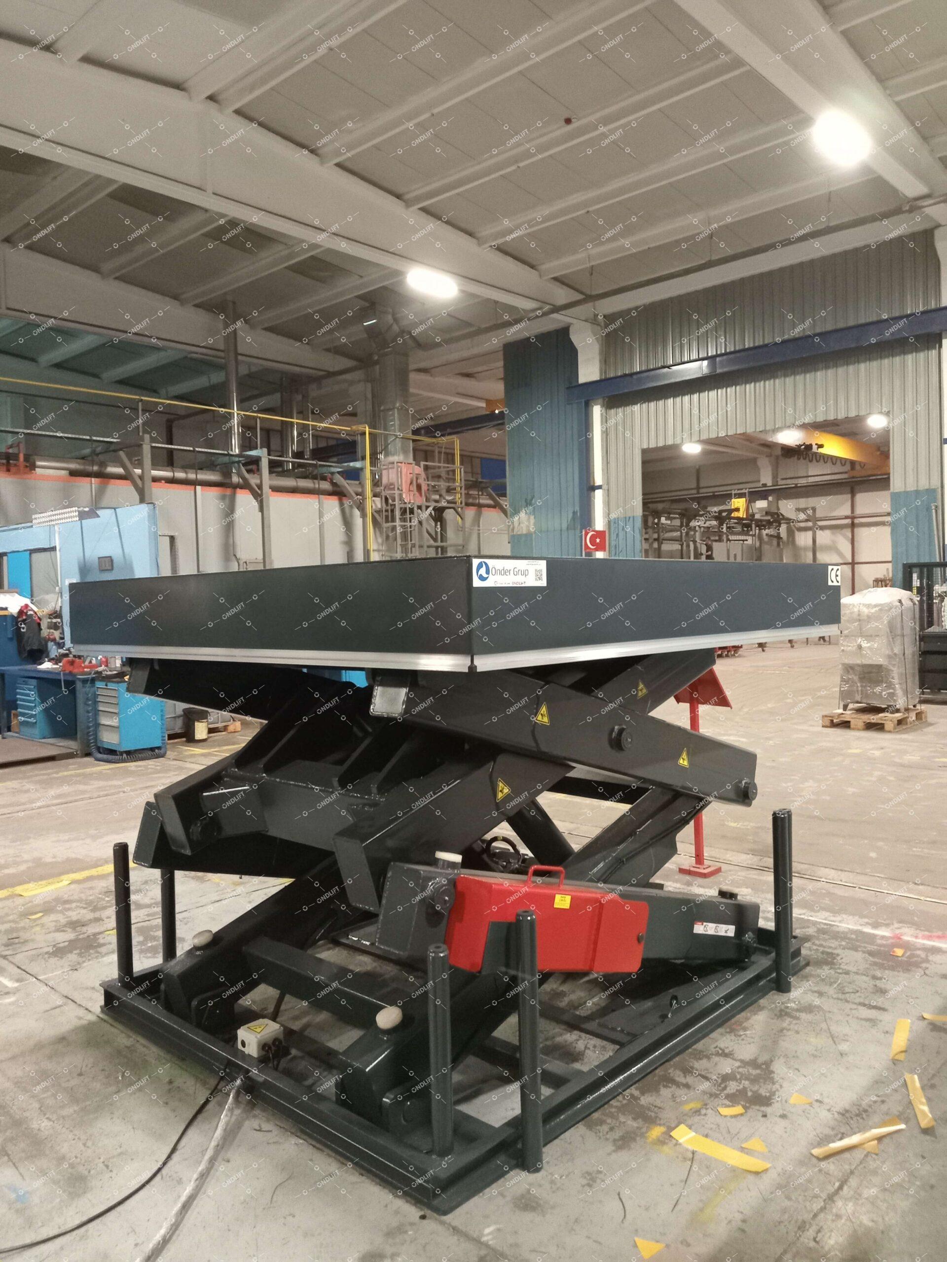 Doppelscheren-Hubtisch 12.000 kg für den Energiesektor - OND LIFT